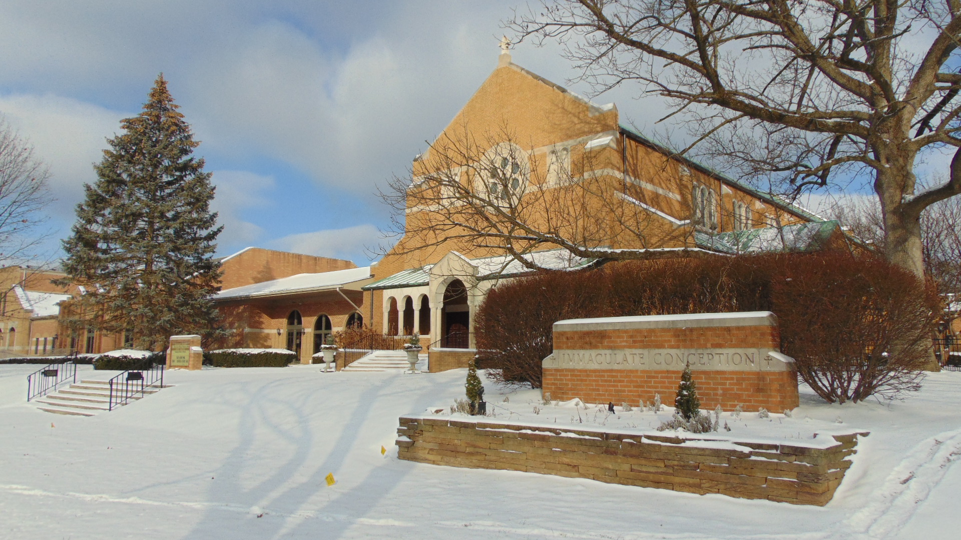 IC Campus in winter – Immaculate Conception Church